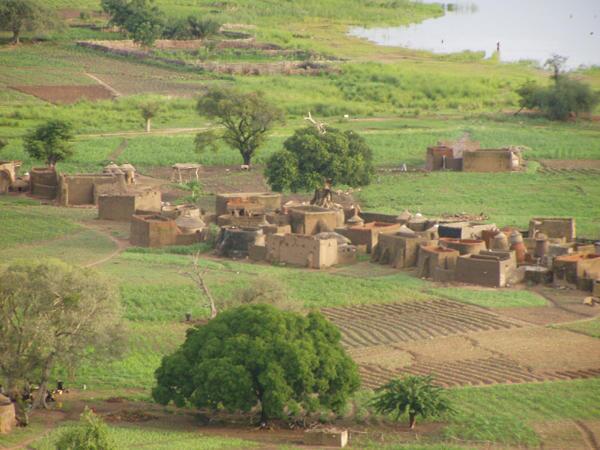 Pictures of the Kasena area | The Kasena with their colours and sounds