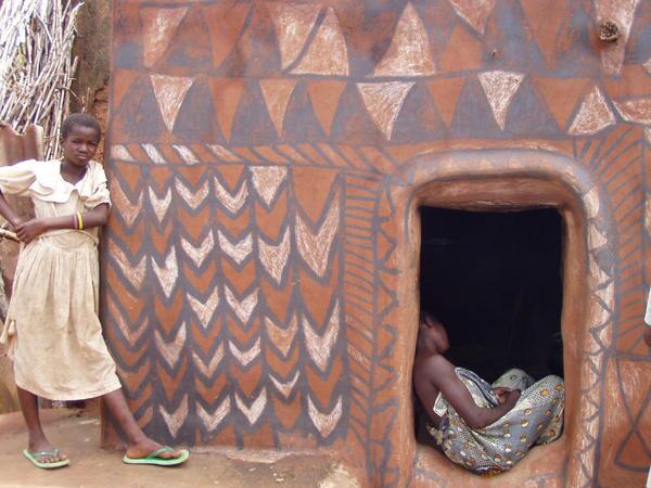Kasena houses | The Kasena with their colours and sounds