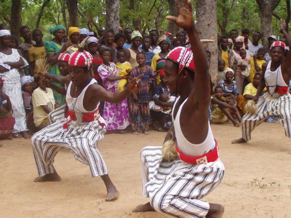 Music and dance | The Kasena with their colours and sounds